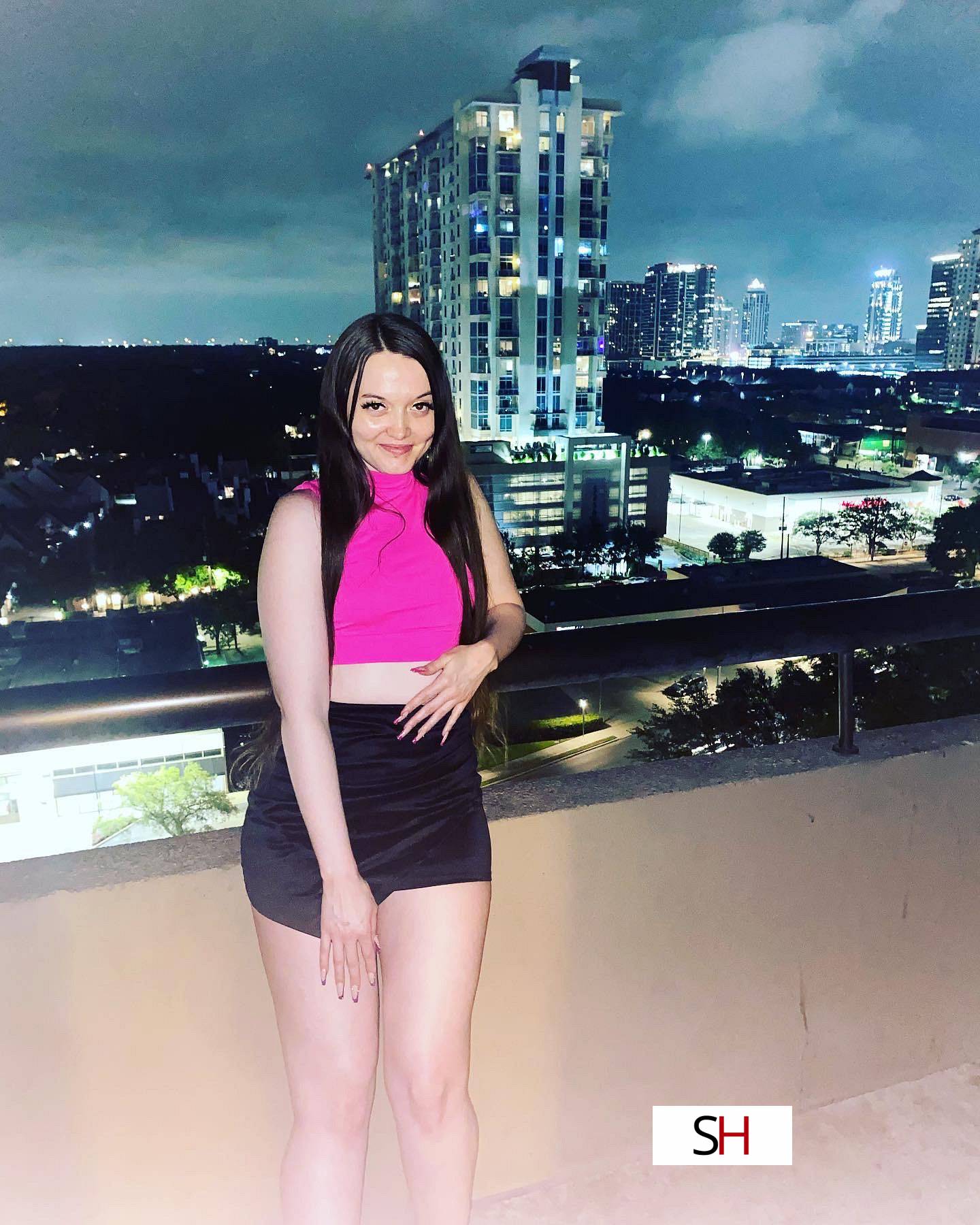 Prestigious Snow - Irish cutie with a booty Escorts Dallas TX USA