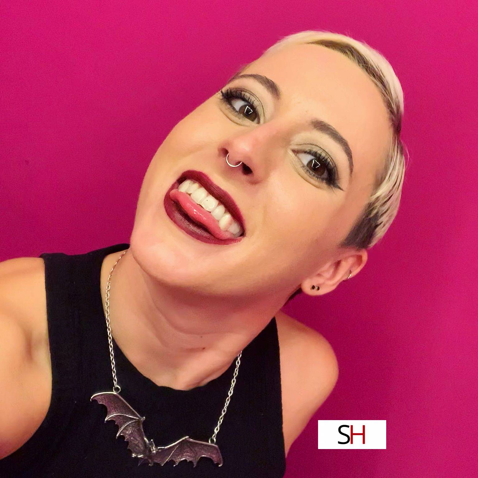 +13305917176 Pixie - I might bite.: Escort - American