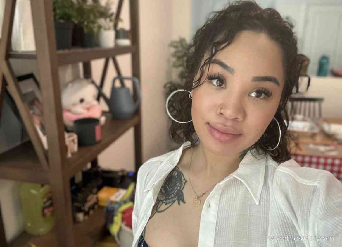 Am here for hookup text me for sexxxxx-xxx-xxx) Escorts Hampton VA USA