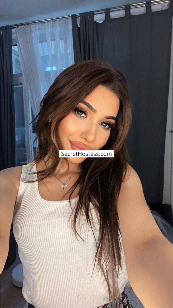 +447399828062 23Yrs Old Escort Brunette Green Eyes B Cup 49KG 165CM Tall London: