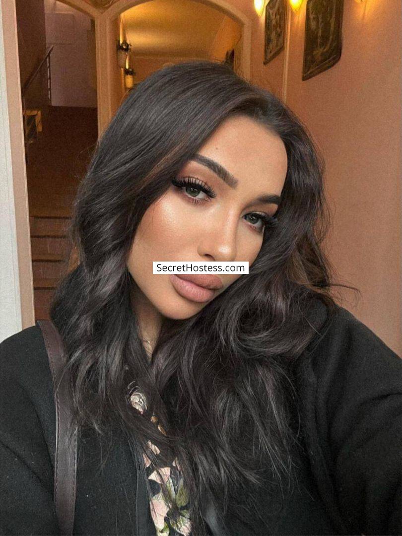 +447399828062 23Yrs Old Escort Brunette Green Eyes B Cup 49KG 165CM Tall London: