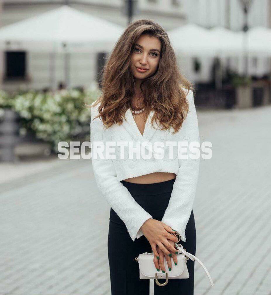 2673695022 Anna Lux: Escort Philadelphia PA - Asian