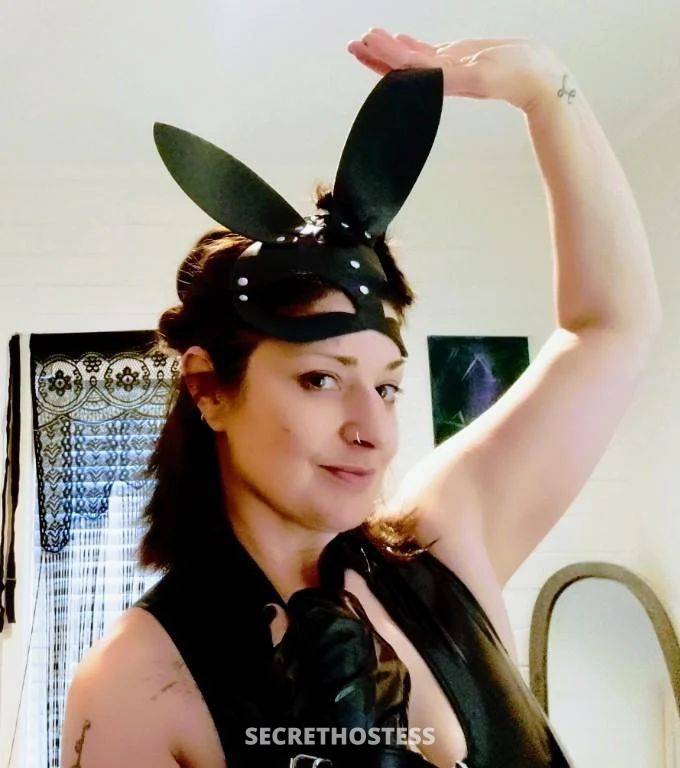 0447115060 Australian Private arrangements - featuring supernova: