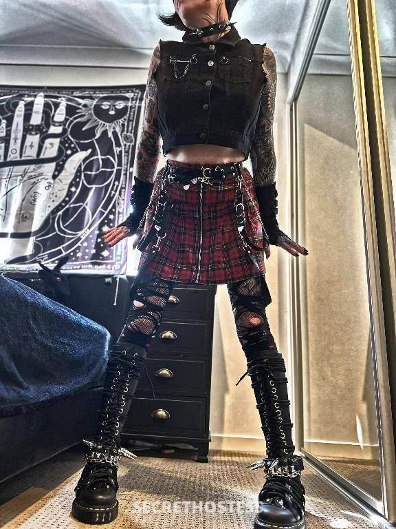 0435061503 Have yourself a Merry little F*ckmas - Aussie goth alt babe: