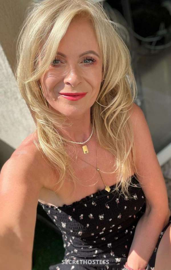 9295863050 I'm Robin Stacy, Your Ultimate Package! Indulge in 5-Star Fun with Me..: